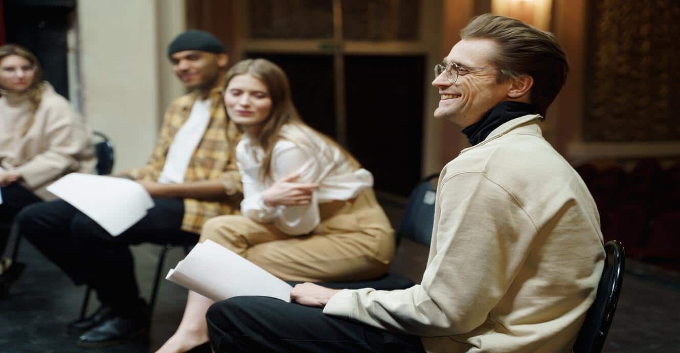 Method Acting: What Is Method Acting? - Center Stage